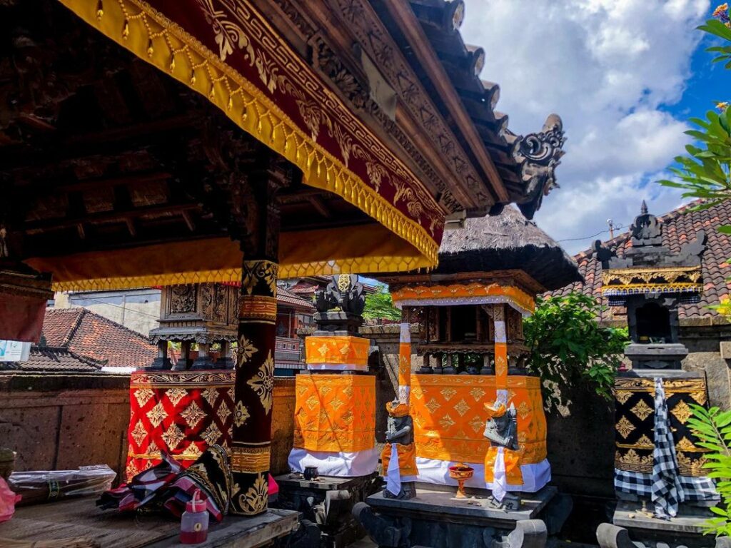 Keunikan Rumah Adat Bali Lengkap dengan Nama dan Gambar - Loker Bali ...